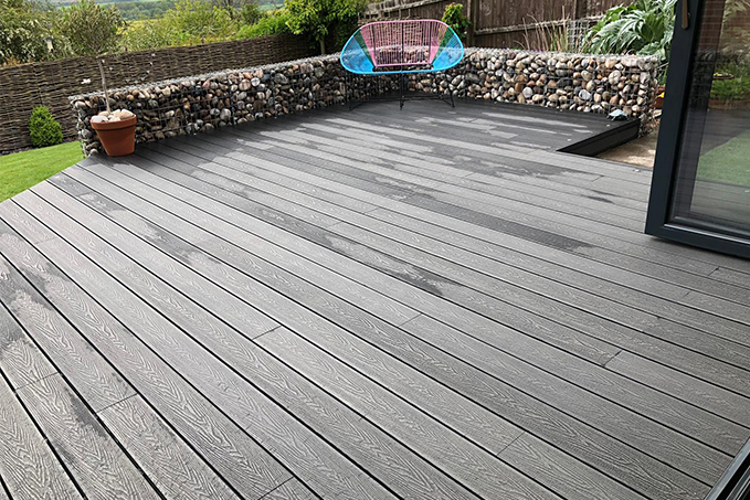 Composite Decking Kits | Plastic Decking Boards | Decking Superstore